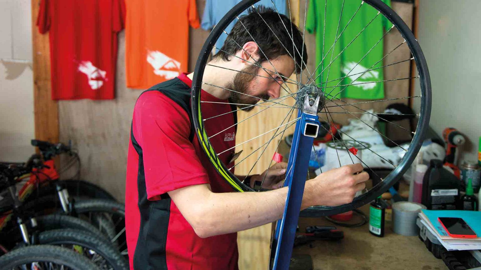 Summer Alpine Jobs - Careers Alpine Elements